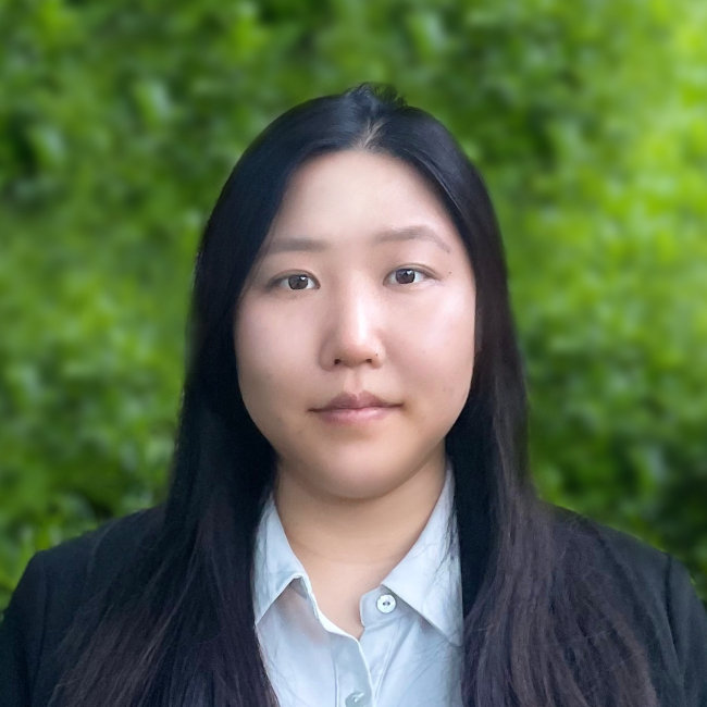 MJ Kim | Accountant | Lightshift.com